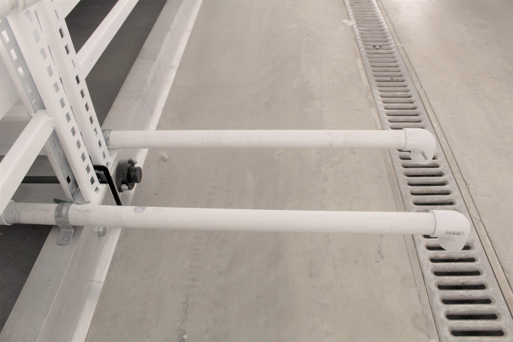 Mobile Vertical Grow Racks System Drainage to Floor - Pipp Horticulture